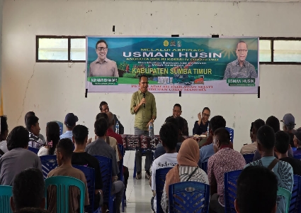 Setelah Daratan Timor dan Rote Ndao, Anggota Komisi IV DPR RI Usman Husin Serahkan Bantuan ...